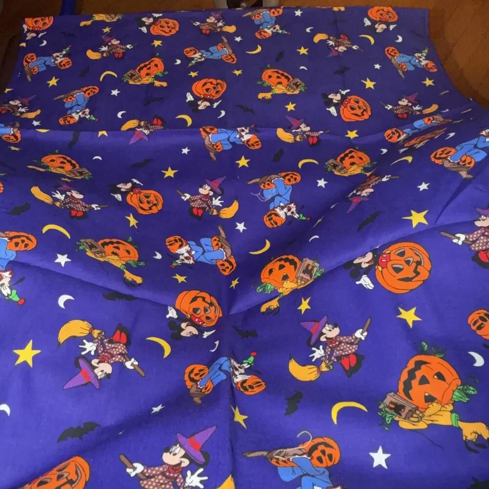 Disney | Office | Halloween Yard Plus 3 In Disney Cotton Fabric Purple ...